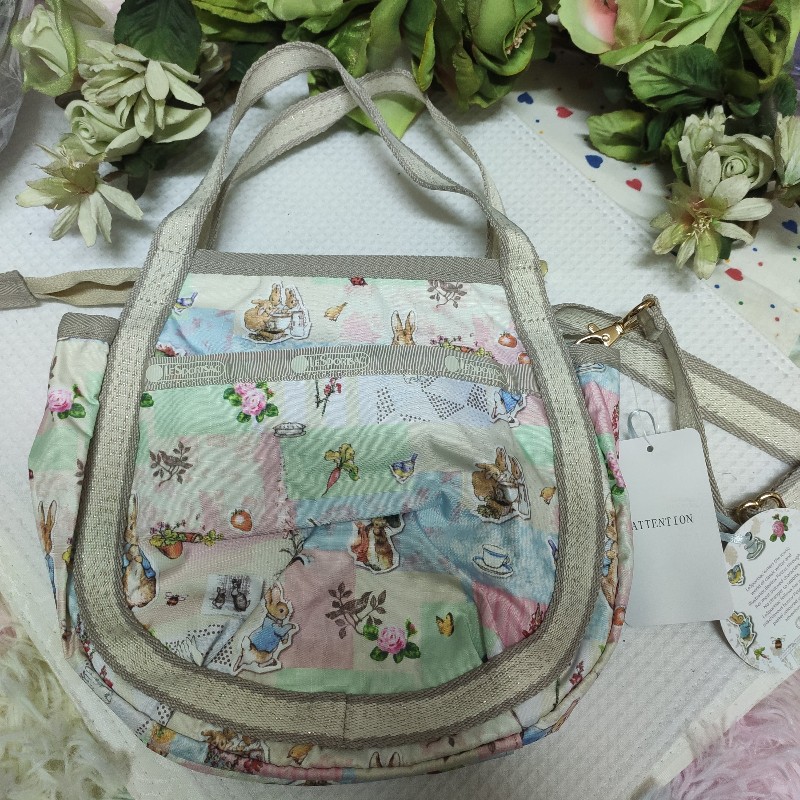 LeSportsac Peter Rabbit 聯名款小包｜PopChill 拍拍圈