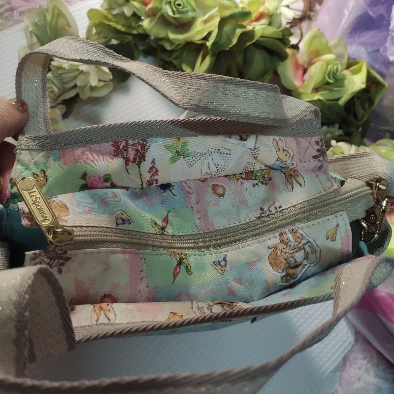 LeSportsac Peter Rabbit 聯名款小包｜PopChill 拍拍圈