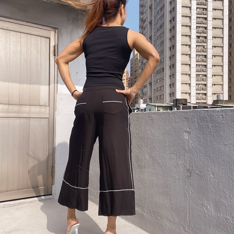 IROO 寬版西裝褲｜PopChill 拍拍圈