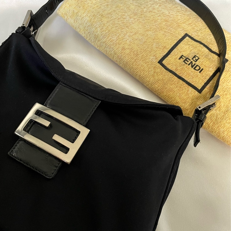 Fendi 包｜PopChill 拍拍圈