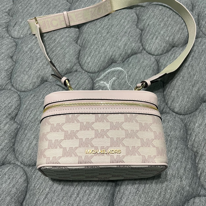 MK粉色小盒子｜PopChill 拍拍圈