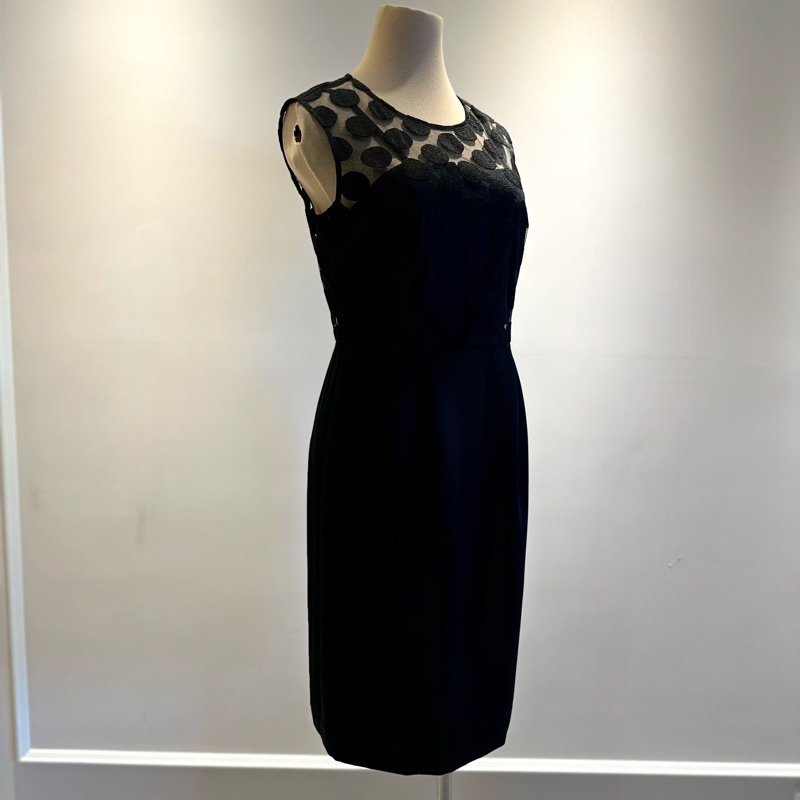 Grace Class 黑色蕾絲修身洋裝+ 22 October雙排釦外套+ MaxMara 杏色優雅洋裝｜PopChill 拍拍圈