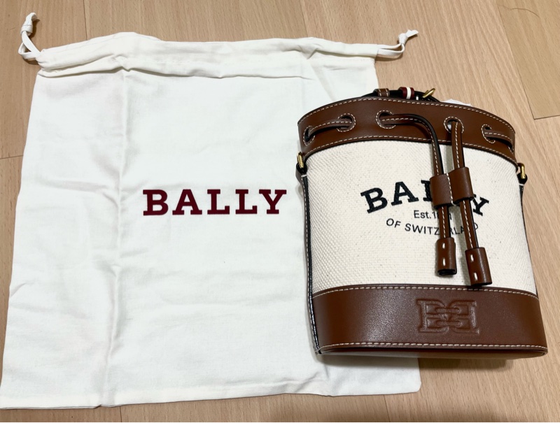 Bally Cleoh XS 米白帆布迷你水桶包｜PopChill 拍拍圈