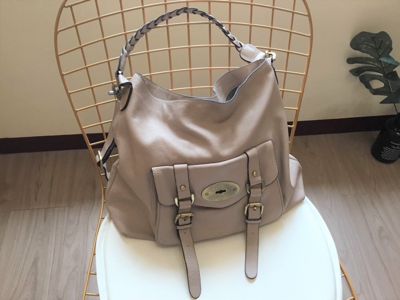 IROO 裸粉真皮肩背包 近全新｜PopChill 拍拍圈