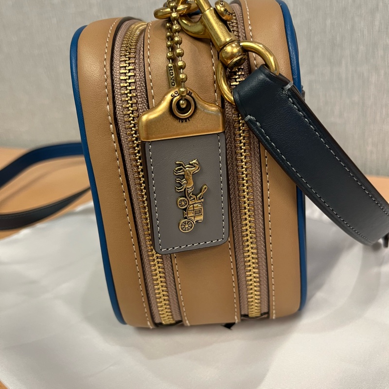 全新coach 超級熱賣1941專櫃款 Riley lunch box小方包/便當盒｜PopChill 拍拍圈