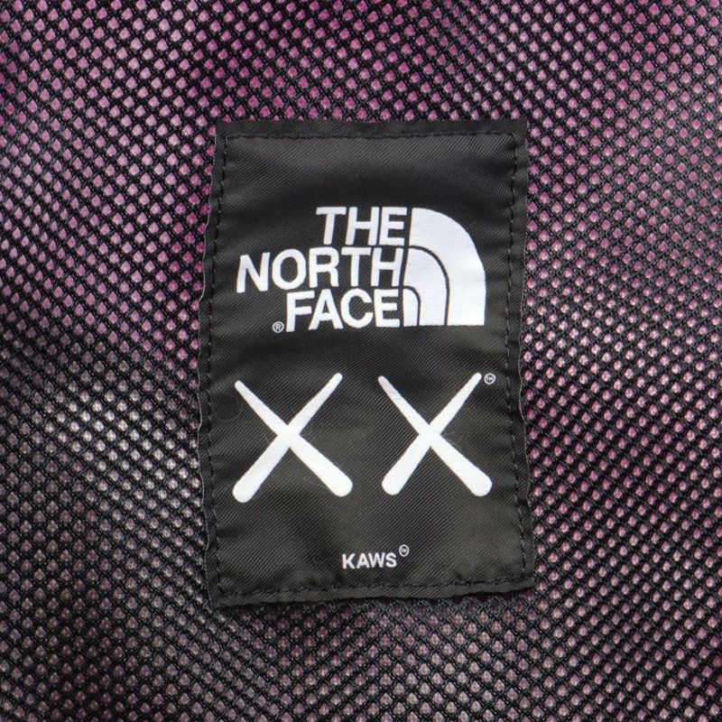 【日本直送】 中古THE NORTH FACE[A]THE NORTH FACE × Kaws Basecamp Duffle Bag 波士頓 ...