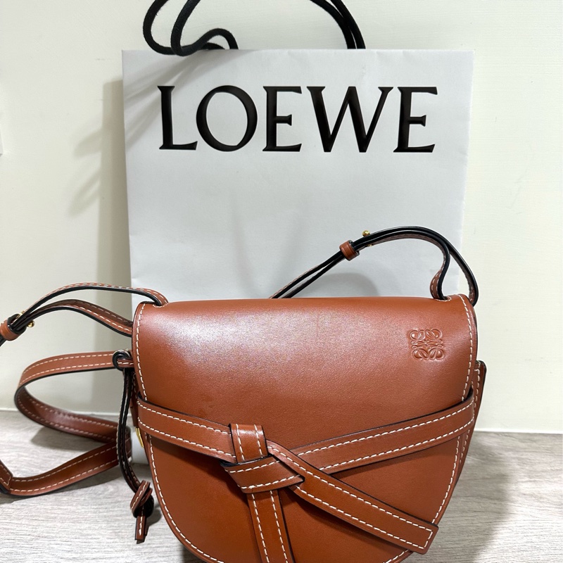 🔥🔥 羅威Loewe Gate Small 天然小牛皮｜PopChill 拍拍圈
