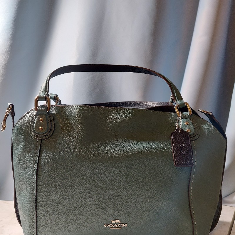 coach edie shoulder bag 28 肩背包｜PopChill 拍拍圈