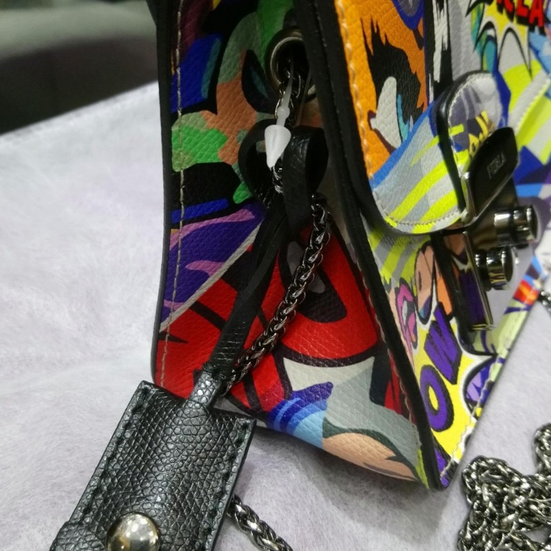 貴族時尚精品☆FURLA牛皮彩繪包（小），斜背/肩背，彩色｜PopChill 拍拍圈