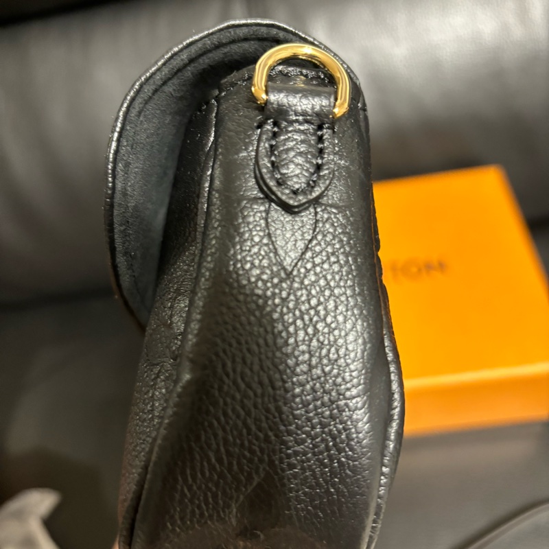 LV Wallet on Chain Ivy｜PopChill 拍拍圈