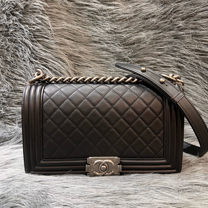 Chanel A67086 黑色 小牛皮 銀釦 Boy25 斜背包 肩背包｜PopChill 拍拍圈