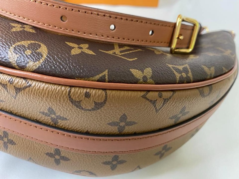 LV M46311 Loop Hobo大月亮包｜PopChill 拍拍圈