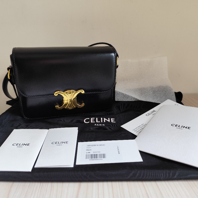 Celine Triomphe Teen Box｜PopChill 拍拍圈