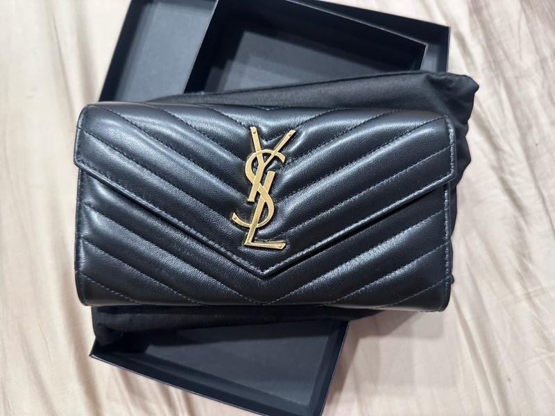 YSL全新CASSANDRE MATELASSÉ小羊皮長夾｜PopChill 拍拍圈