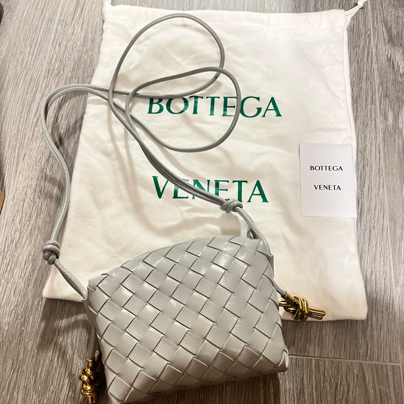 Bottega Veneta Mini Loop Camera Bag｜PopChill 拍拍圈