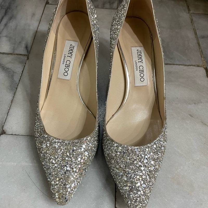 JIMMY CHOO｜PopChill 拍拍圈