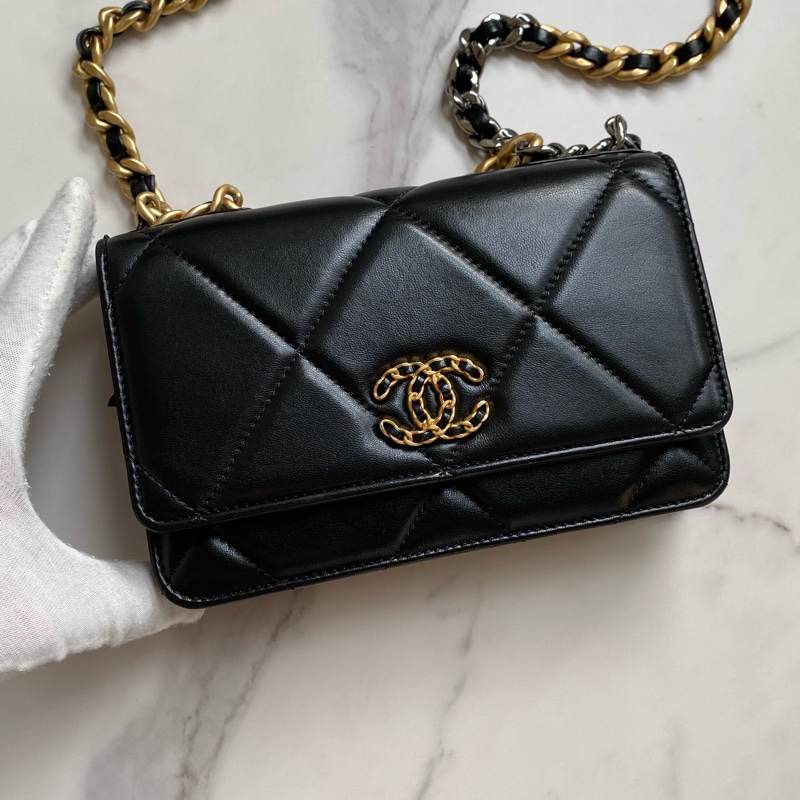 Chanel 19 WOC｜PopChill 拍拍圈